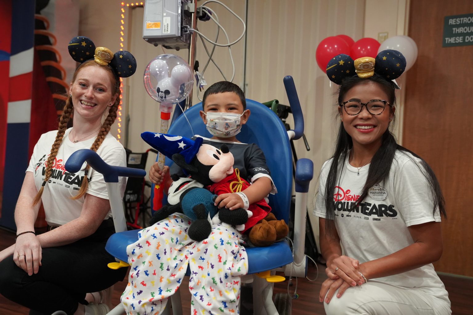 Disney Delivers Joy to Children’s Hospitals Across Florida - Disney Impact