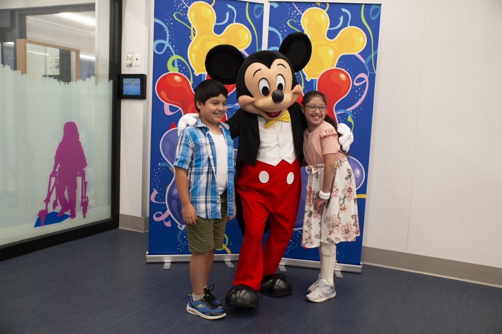 Starlight Children’s Foundation Canada and Disney Deliver Joy to BC ...